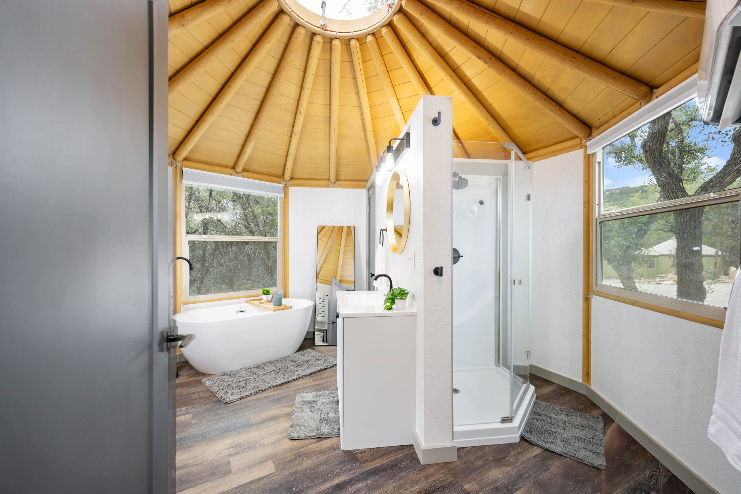 Yurt Design Ideas | Yurt Decorating Ideas